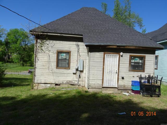 2401 / 2 Pulaski Street