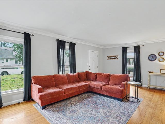 2401 33rd Street