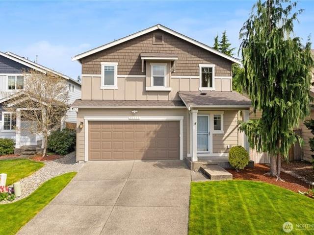 24022 SE 262nd St, Maple Valley, WA 98038