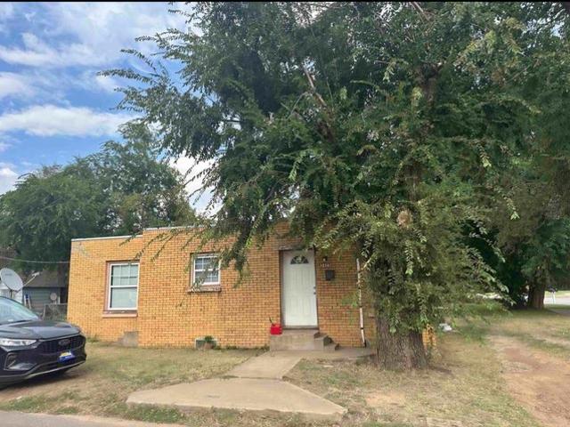 2402 and 2404 E Randolph, Enid, OK 73701