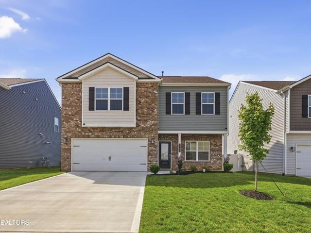 2402 Best Farms Ln, Maryville, TN 37803