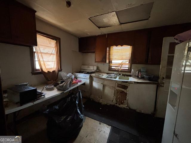 2402 Clifton Springs Road