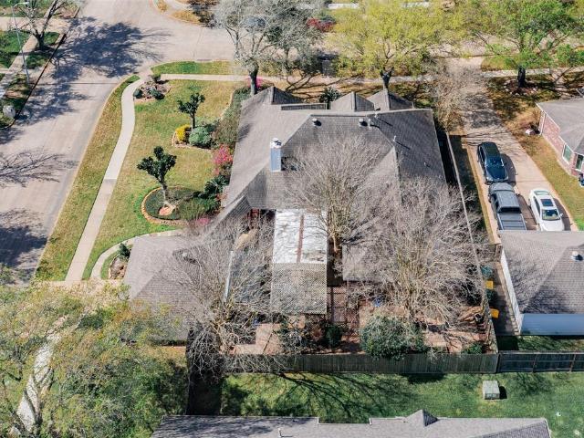 2402 Duhon Place