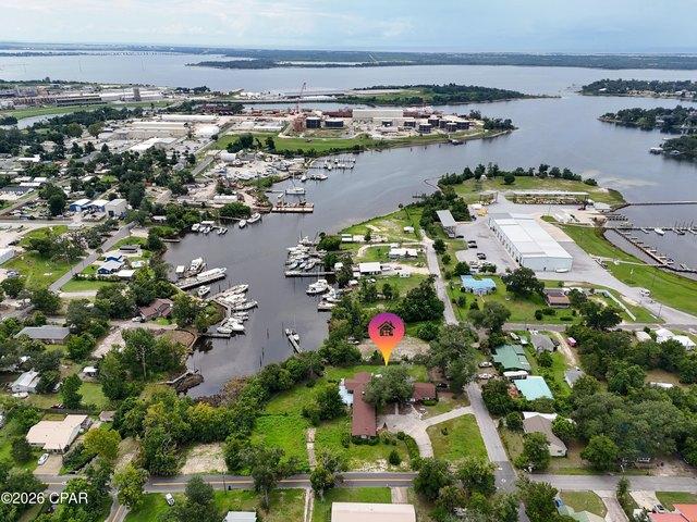 2402 E 2nd Ct, Panama City, FL 32401