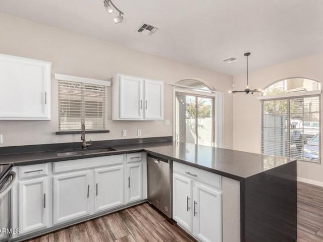 2402 E 5th St Unit 1403, Tempe, AZ 85288