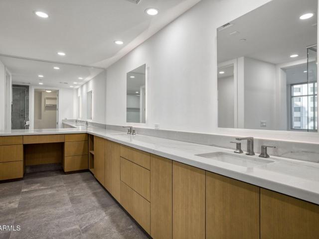 2402 E Esplanade Lane Unit 604, Phoenix, USA, AZ