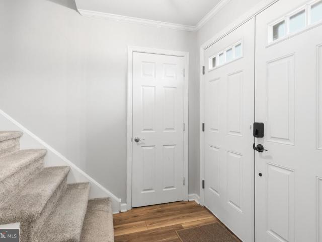 2402 Elm Circle