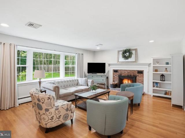 2402 Hickory Hill Road