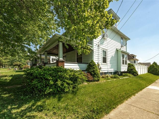 2402 Highland Ave