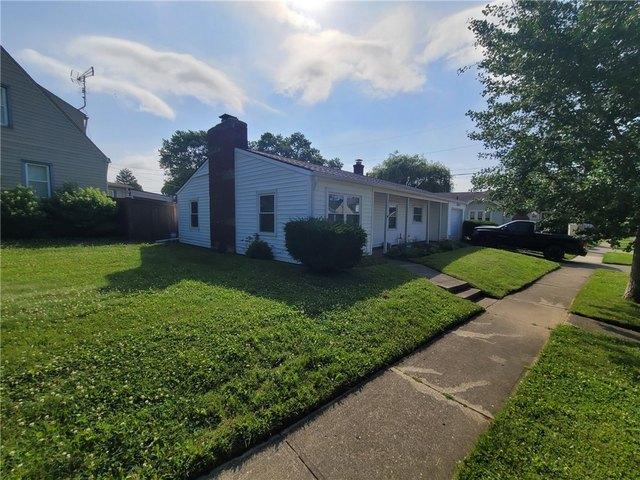 2402 John Glenn Rd, Dayton, OH 45420