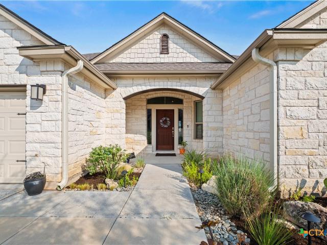 2402 Lavigne Court