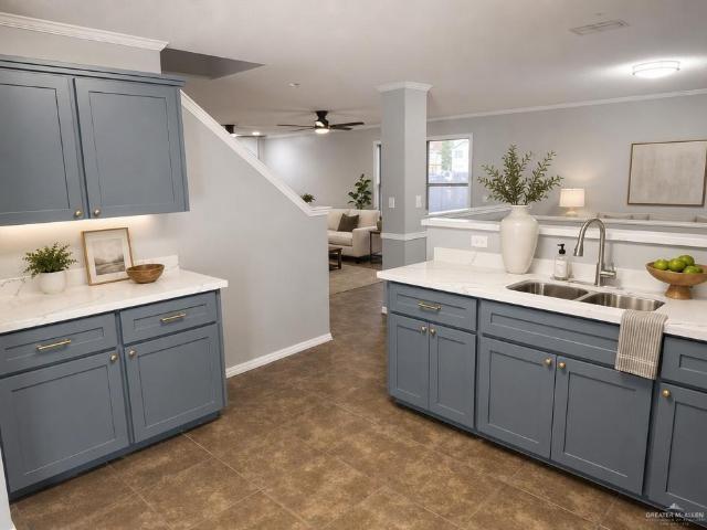 2402 Llano Grande Lane