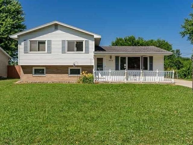 2402 Pioneer Dr, Beloit, WI 53511