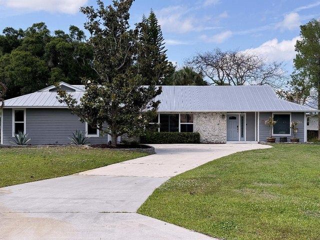 2402 River Hammock Ln, Fort Pierce, FL 34981
