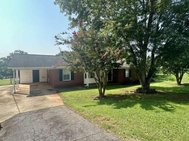 2402 Rolling Green Road