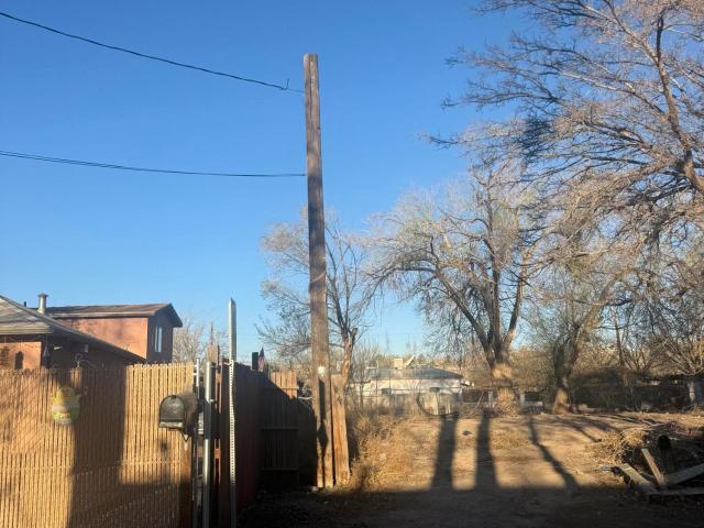 2402 Salvador Road SW