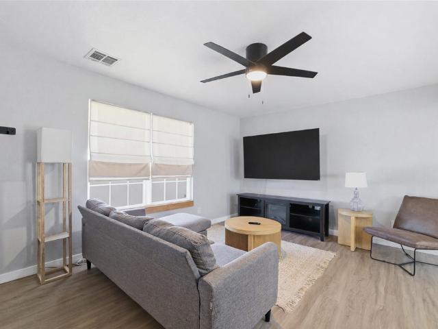2402 SE Jayel Terrace 2