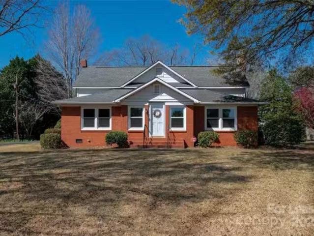 2402 South Point Road, Belmont, NC 28012