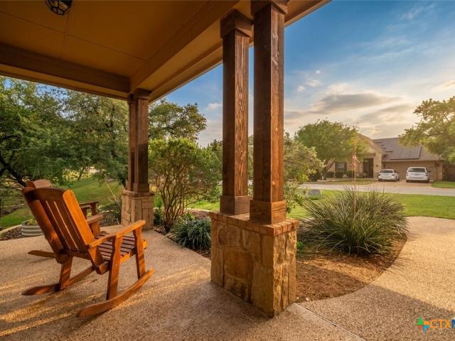 2402 Twin Ridge Court