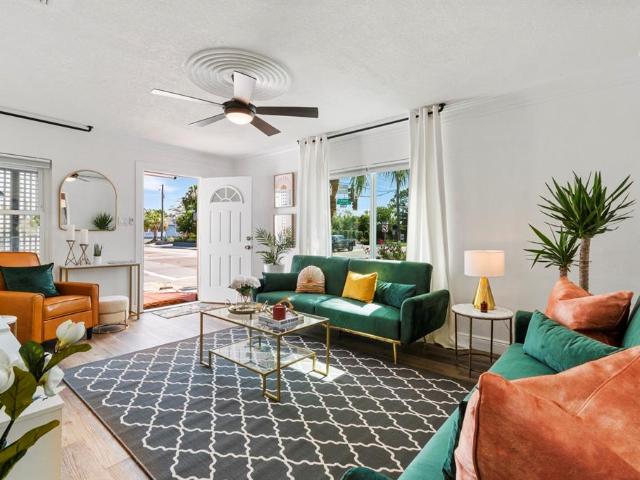 2402 W Cypress St, Tampa, FL 33609 | MLS #TB8503 | Compass