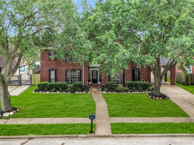 2403 N Lake Front Drive