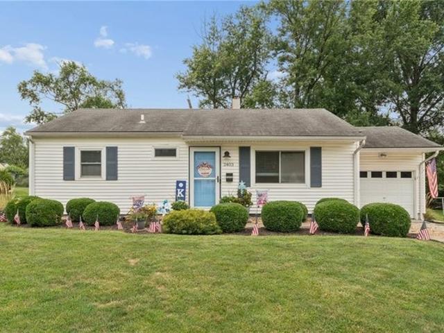 2403 NE 59th St, Gladstone, MO 64118