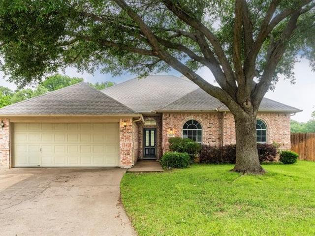 2403 Casey Ct, Arlington, TX 76013