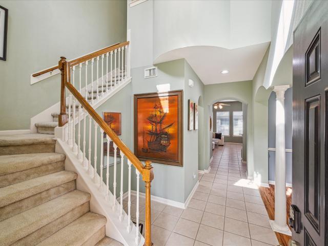 2403 Clippers Square