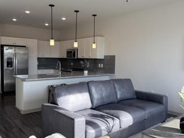 2403 Gathering Sq Ct, Fuquay Varina, NC 27526