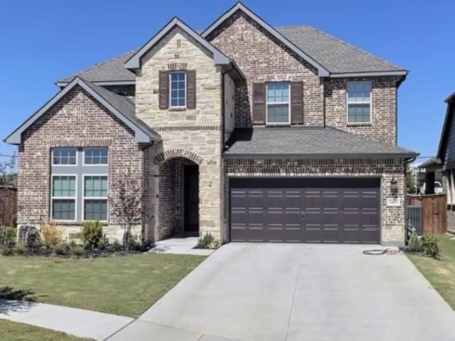 2403 High Bluff Dr, Mansfield, TX 76063