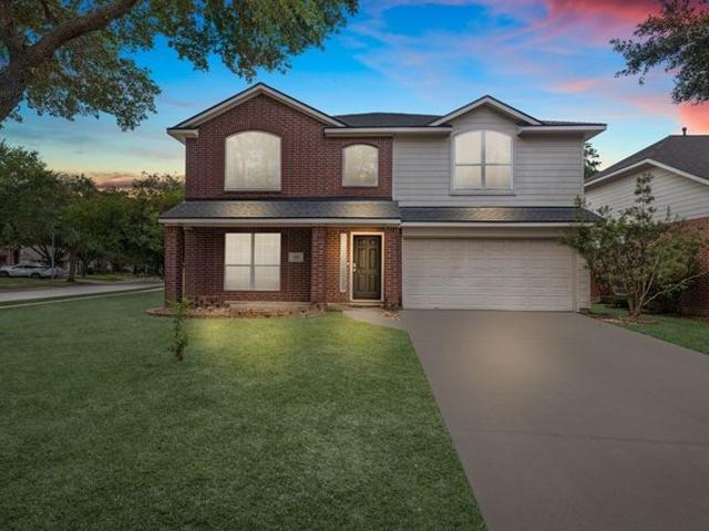 2403 Lancer Park, Conroe, TX 77385