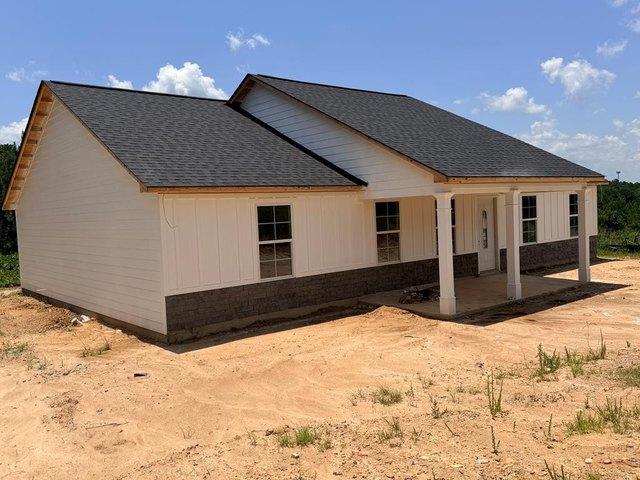 2403 Ridgewood Dr, Phenix City, AL 36870