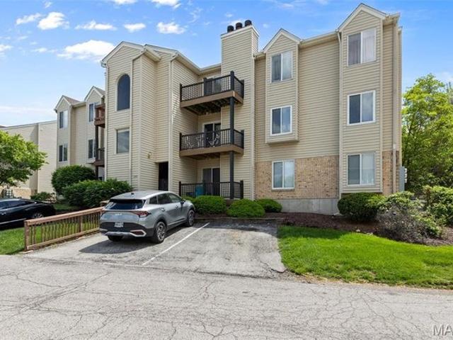 2403 Sandalwood Creek Ct Apt D, Wildwood, MO 63038