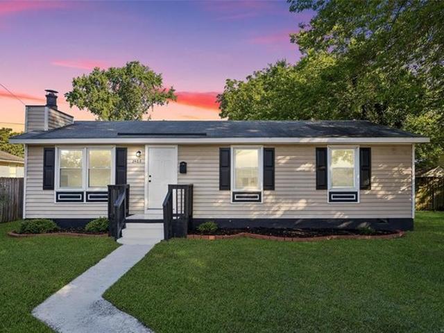 2403 Shell Rd, Hampton, VA 23661