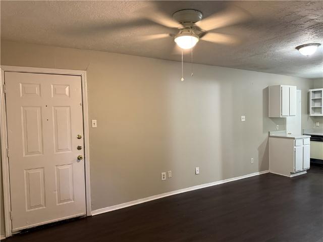 2403 Toro Lane C