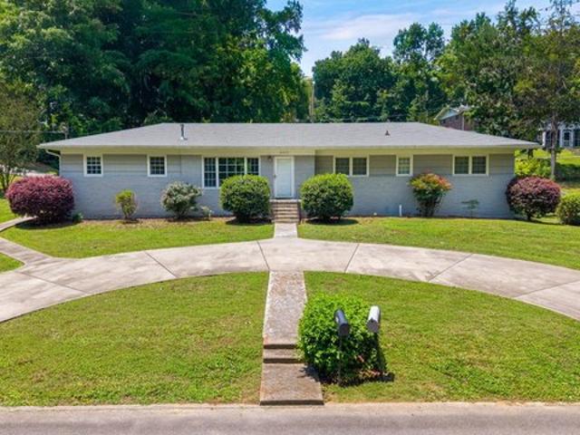 2403 Walnut Dr NW, Cleveland, TN 37311