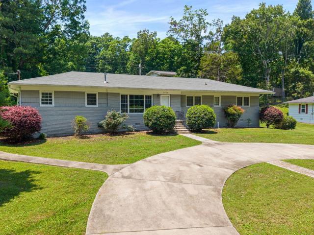 2403 Walnut Drive NW