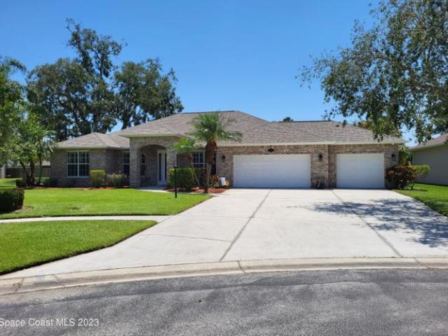2403 Woodfield Cir, West Melbourne, FL 32904