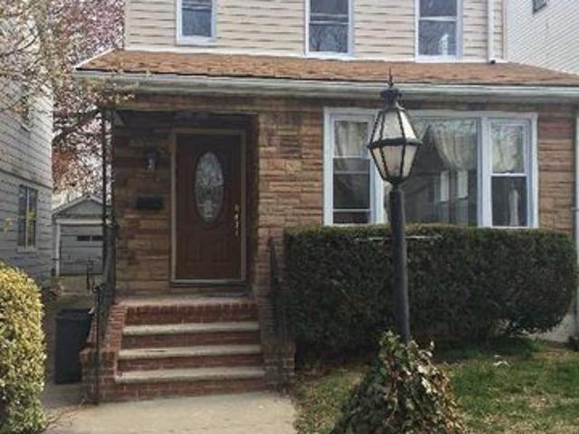 240 15 Mayda Rd, Rosedale, NY 11422