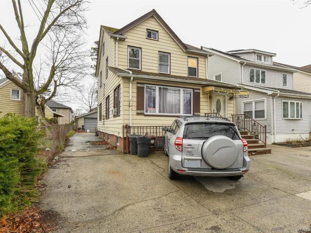 240 32 th Avenue | Compass