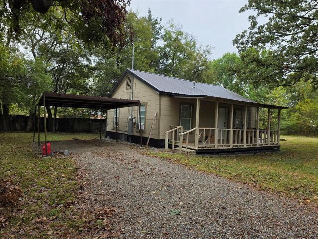 240 College St, Deport, TX 75435 | MLS #21132