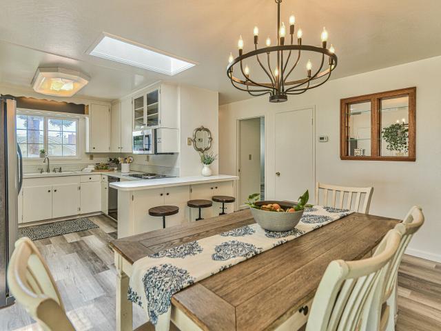 240 Columbine Drive, Salinas, US, CA
