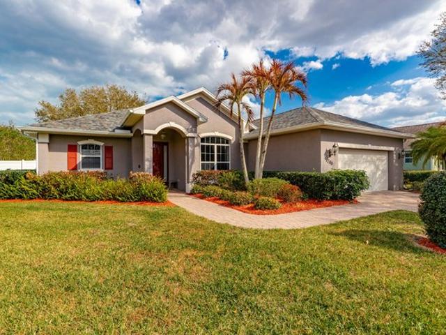 240 Champagne Ct SW, Vero Beach, FL 32968