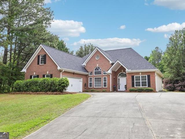 240 Crestwood Rd, Tyrone, GA 30290