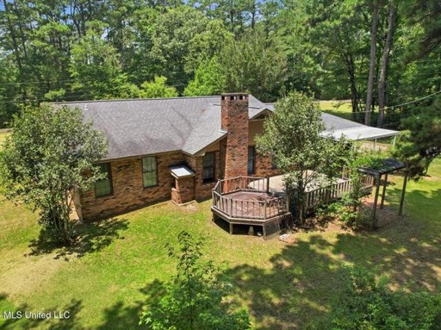 240 Applewhite Rd NE, McCall Creek, MS 39647