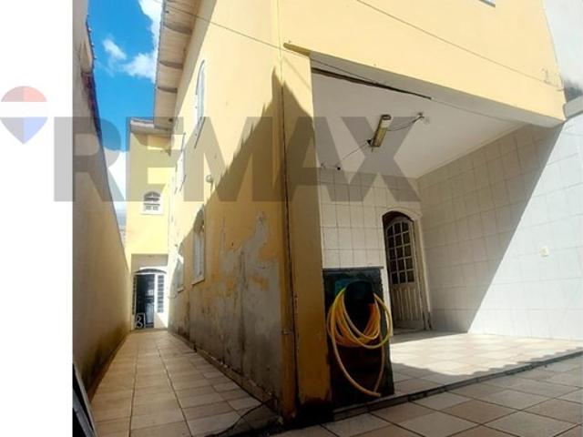 240 Área Útil Sobrado Alugar, 3 Dormitórios localizado em Avenida Rouxinol, 335 Travessa dos pássaros Jardim Valéria, Guarulhos, São Paulo, 07124600 | Brasil