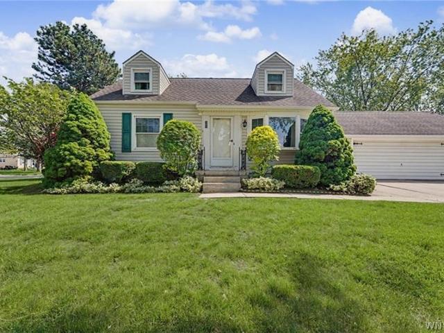 240 Blackstone Blvd, Tonawanda, NY 14150