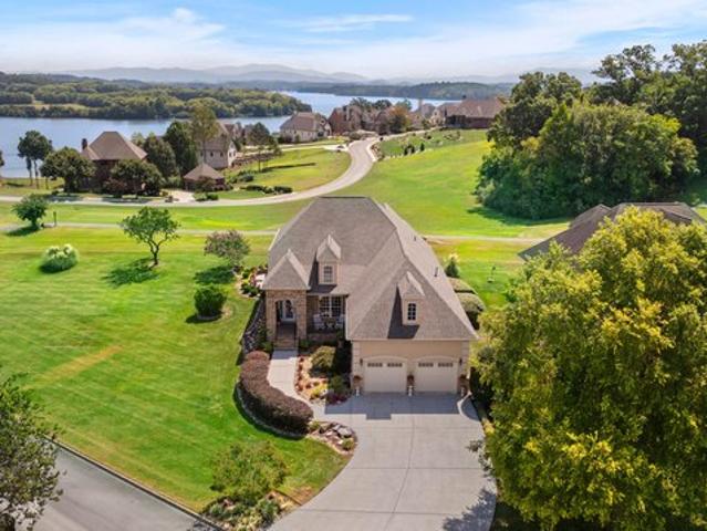 240 Goldcrest Dr, Vonore, TN 37885