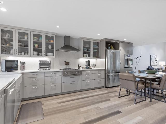 240 Greenridge Dr, Lake Oswego, OR 97035 | MLS #513854 | Compass