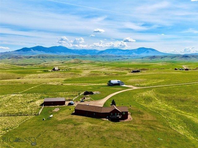 240 E Highwood Rd, Belt, MT 59412